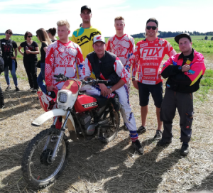 Team-Steckbrief 2022 – TEAM BRUNNER – Die 17 3/4 Stunden von Fischbach